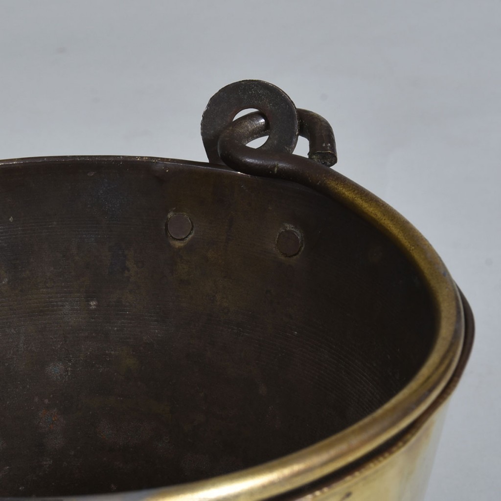 Brass Pail – Elaine Phillips Antiques